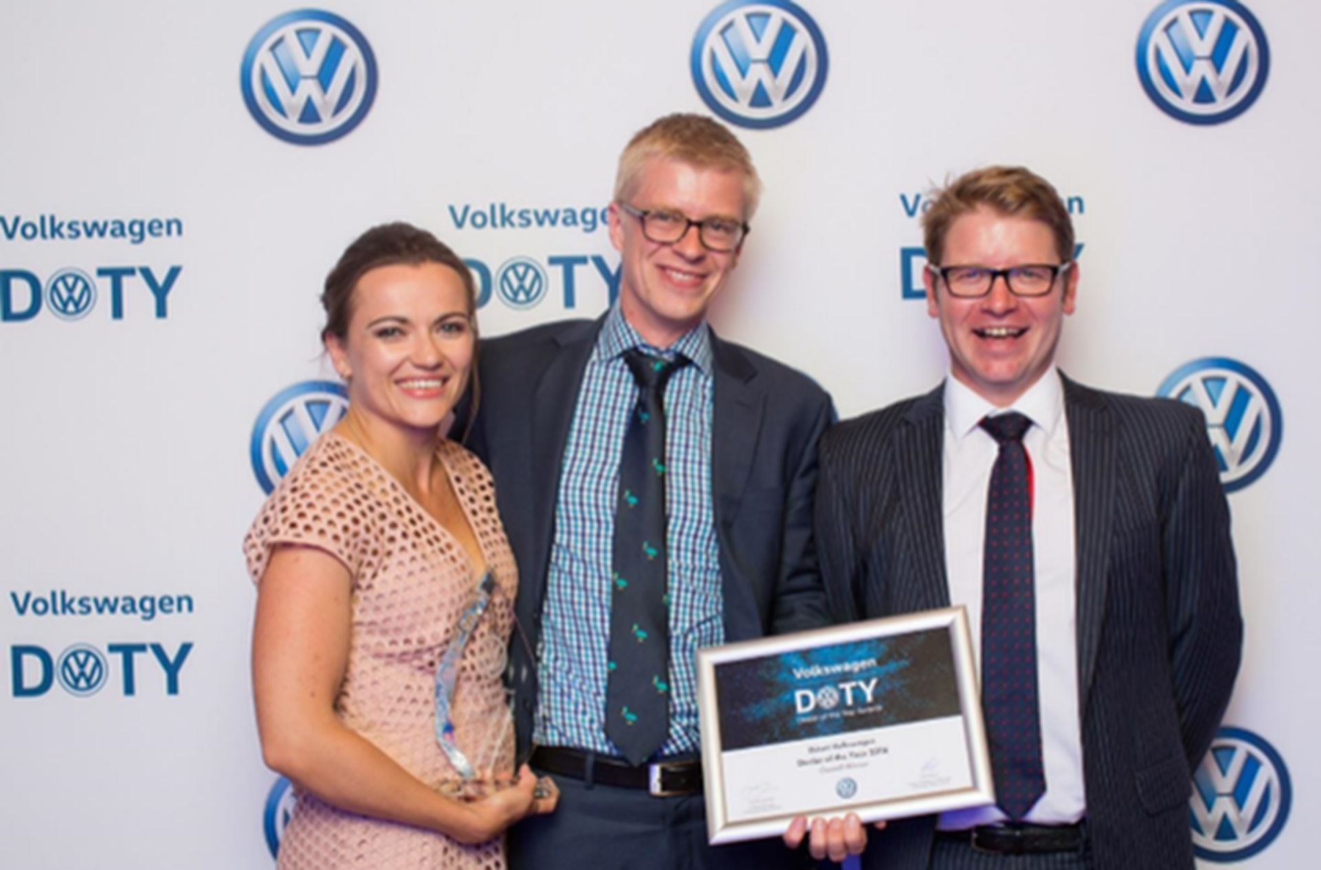 Autofile News Ebbett Takes Out Vw Dealer Of The Year