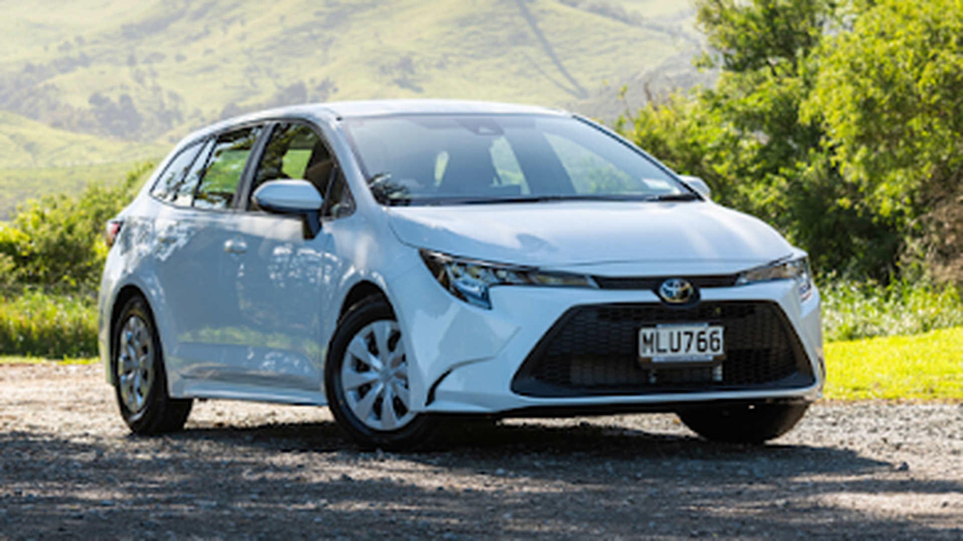 Autofile News New Vehicle Sales Suffer First Annual Fall In Decade