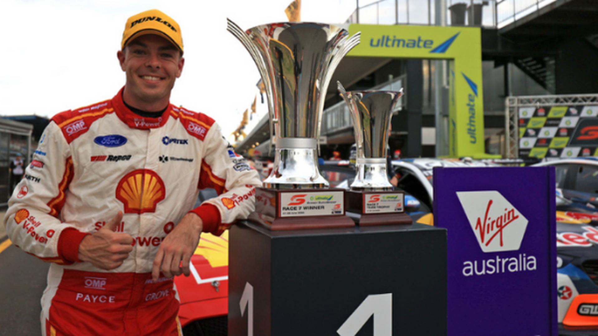 Autofile - News / McLaughlin extends championship lead Autofile - News / McLaughlin extends championship lead