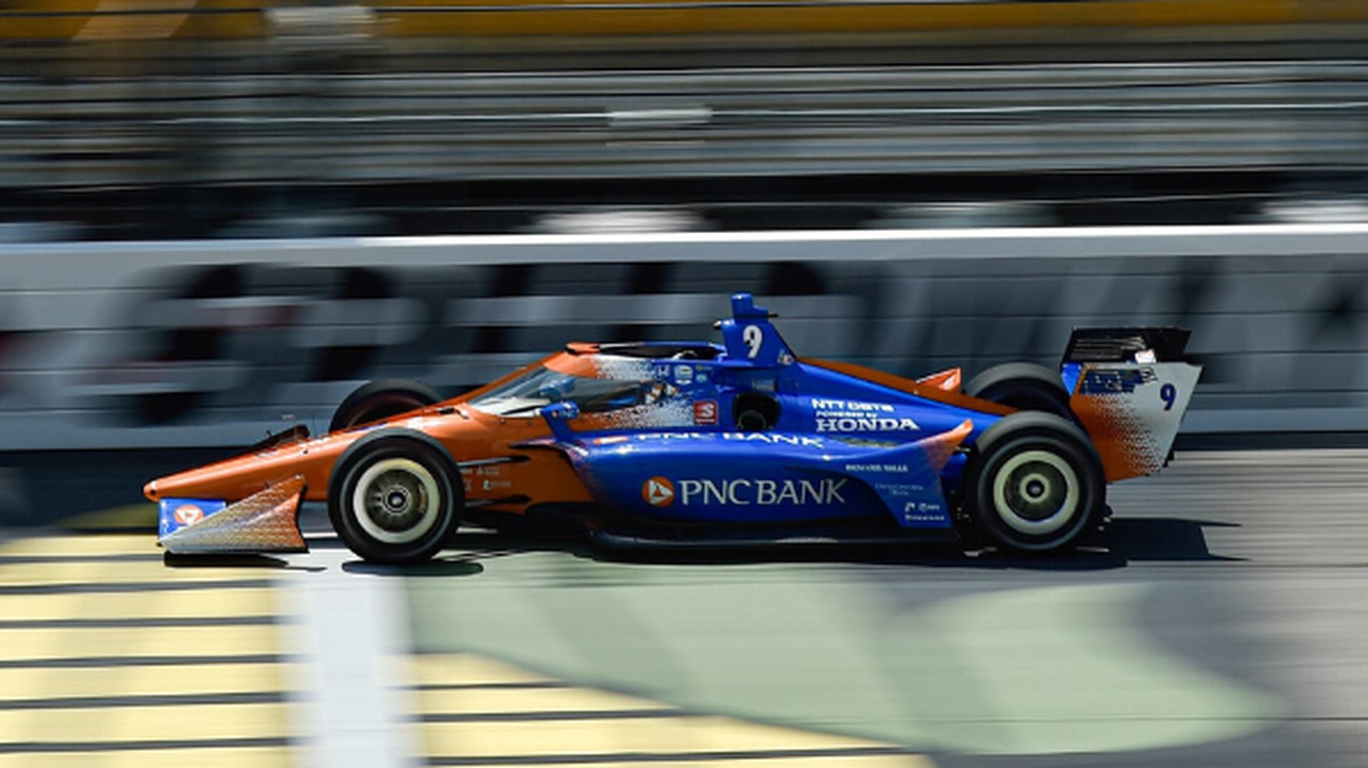 Autofile - News / Dixon tops IndyCar standings Autofile - News / Dixon tops IndyCar standings