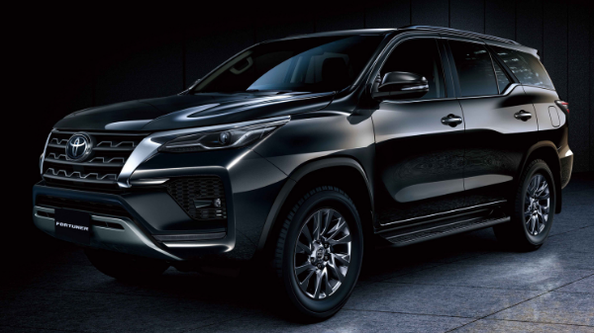 Autofile News Toyota Beefs Up Fortuner Suv
