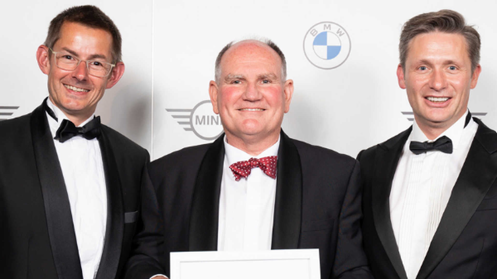 Autofile News Bmw Nz Celebrates Top Dealers