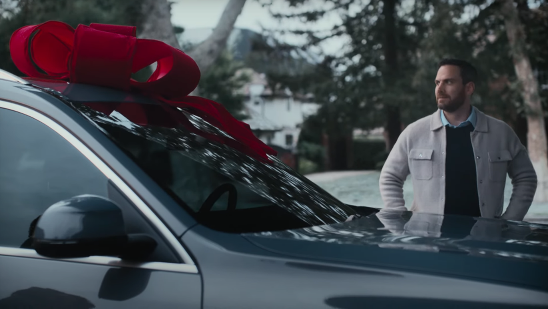 Autofile - News / Marque delivers Christmas caper Autofile - News / Marque delivers Christmas caper