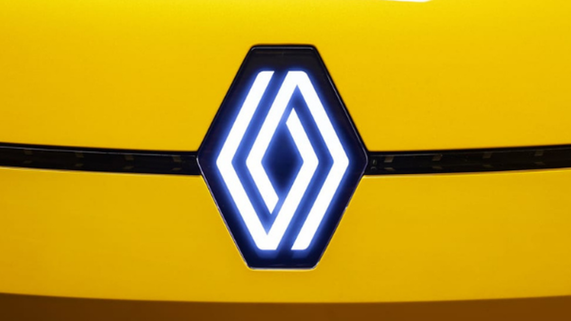 Autofile News Renault Sales Tumble Again