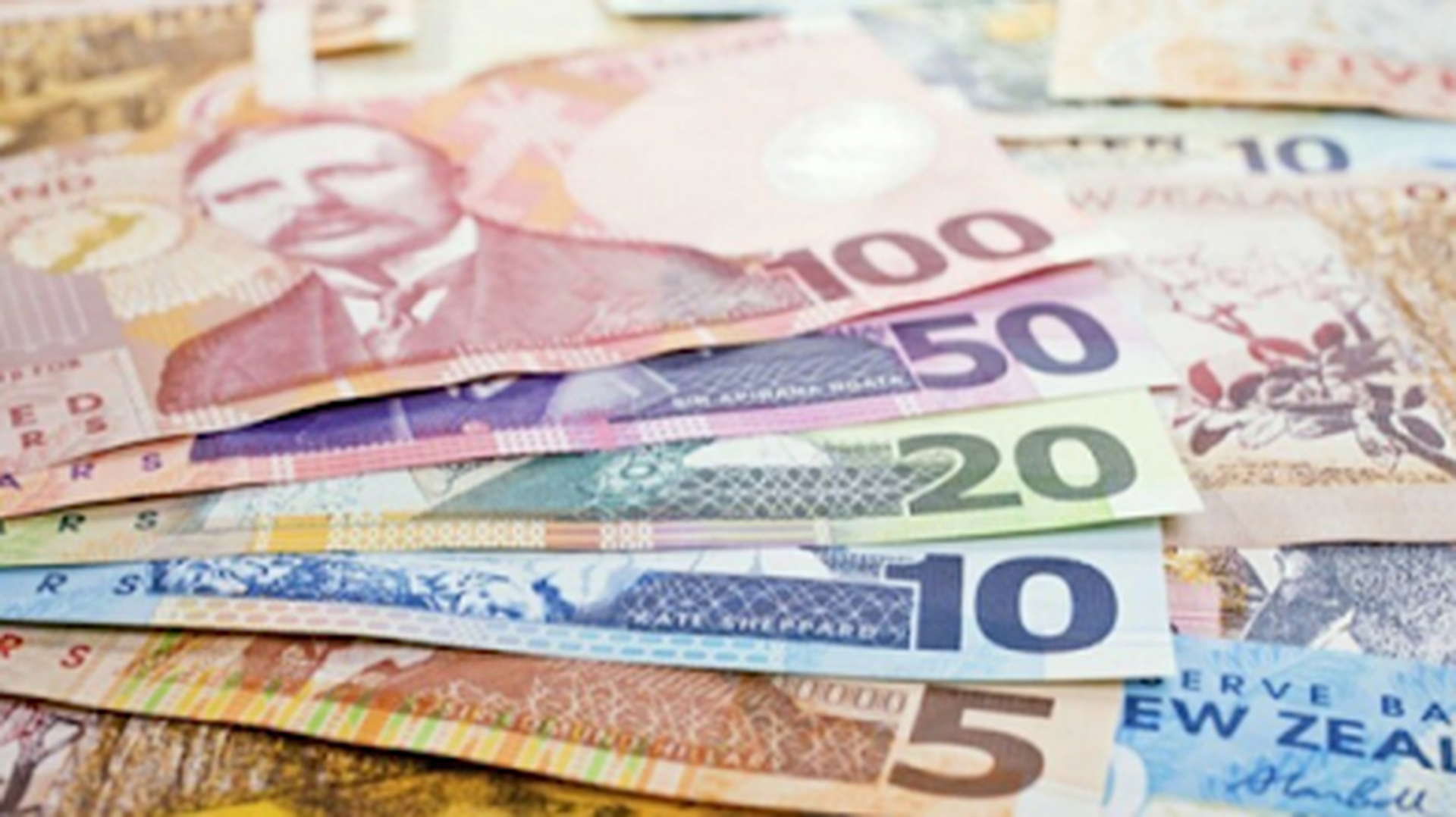 Autofile News Economy Falls Into Recession
