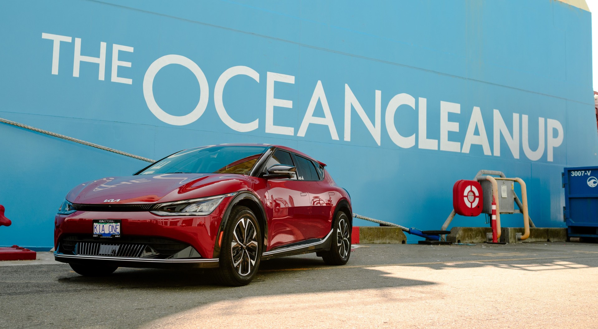 Autofile - News / Ocean waste to grace EVs