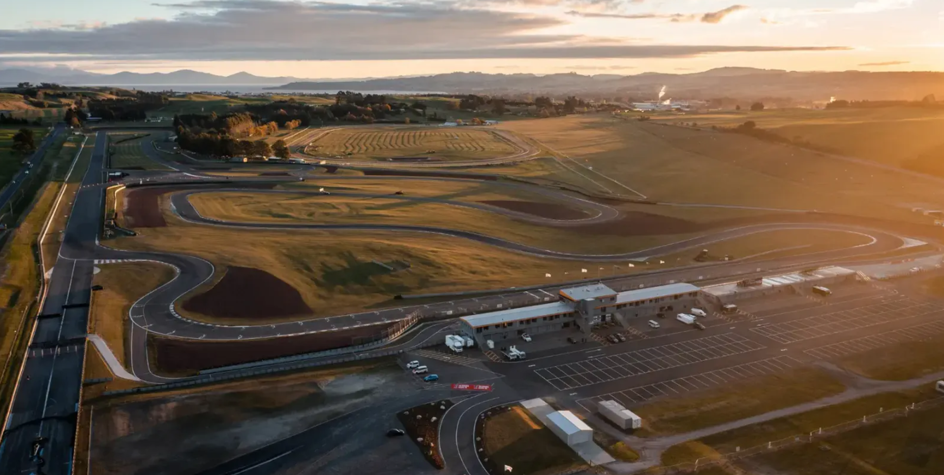Autofile News Supercars Set Date For Nz Return