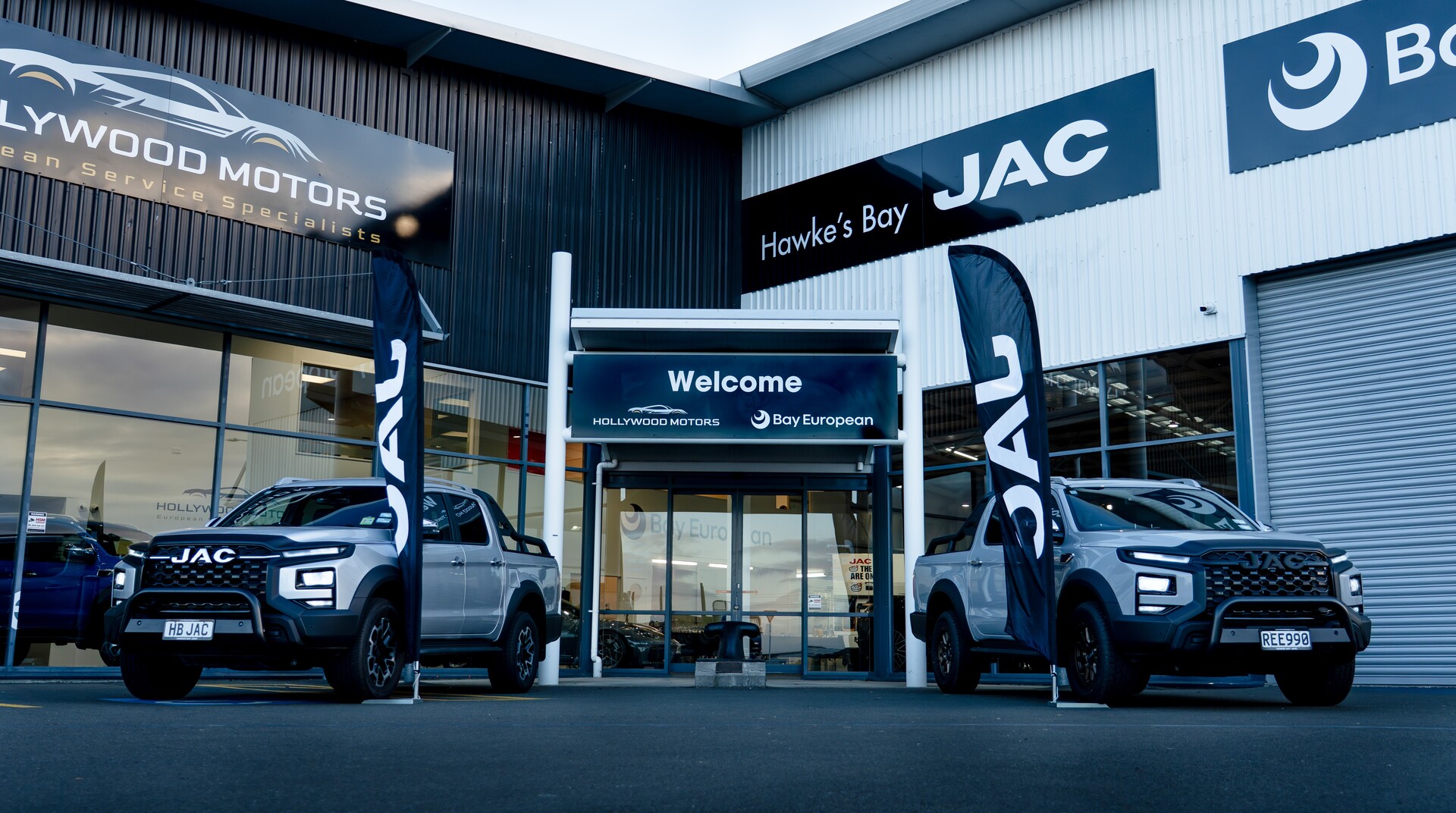 Autofile - News / Dealership teams up with JAC