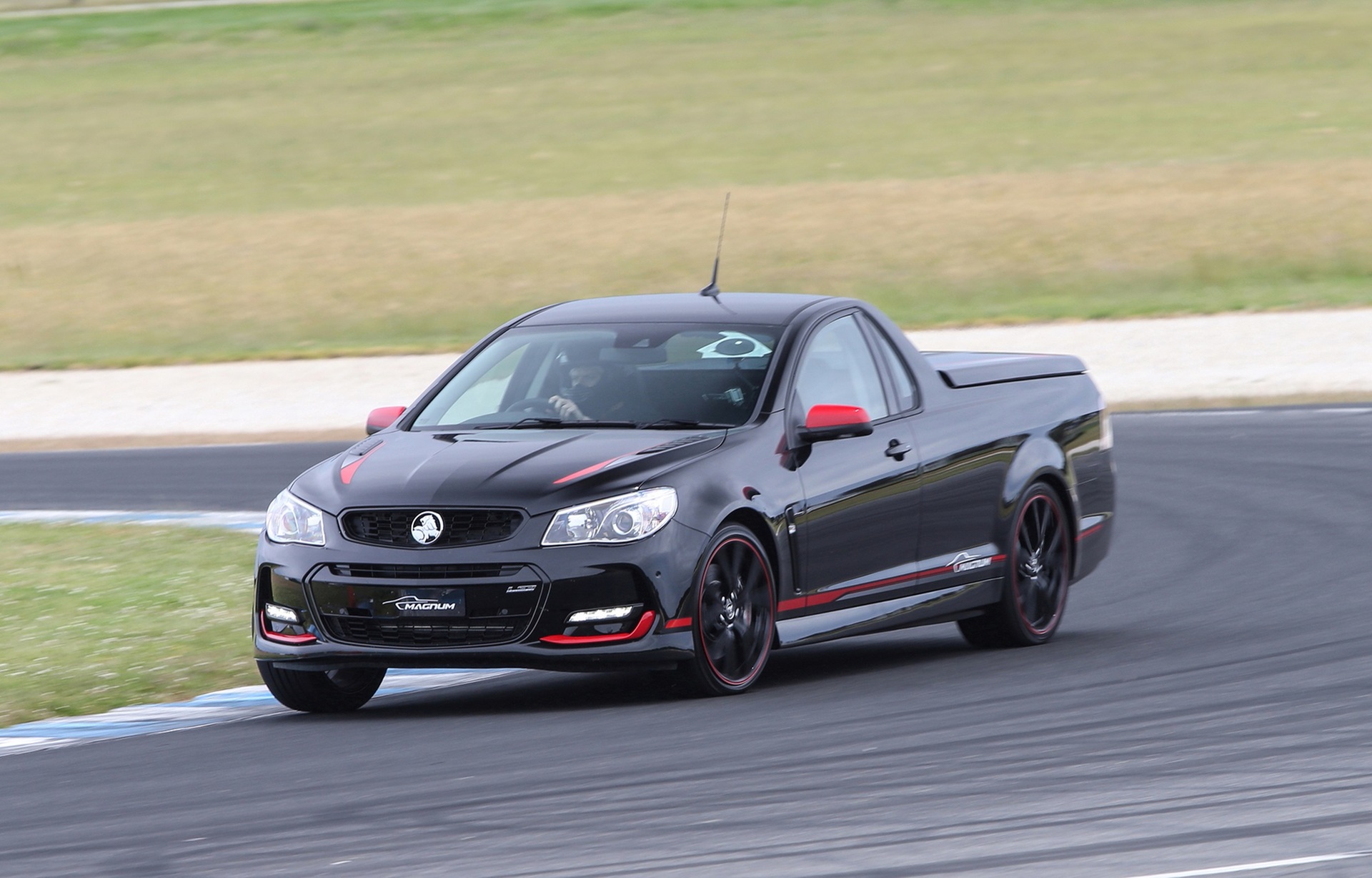 Autofile - News / Holden to debut all-new Commodore