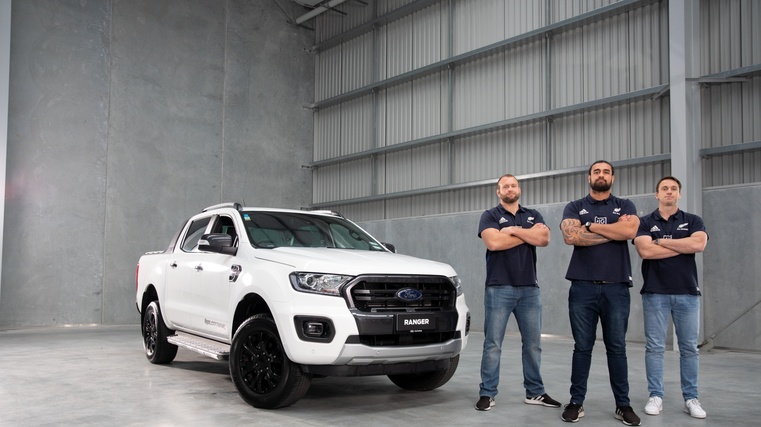 Autofile News Ford Celebrates 25 Years With All Blacks