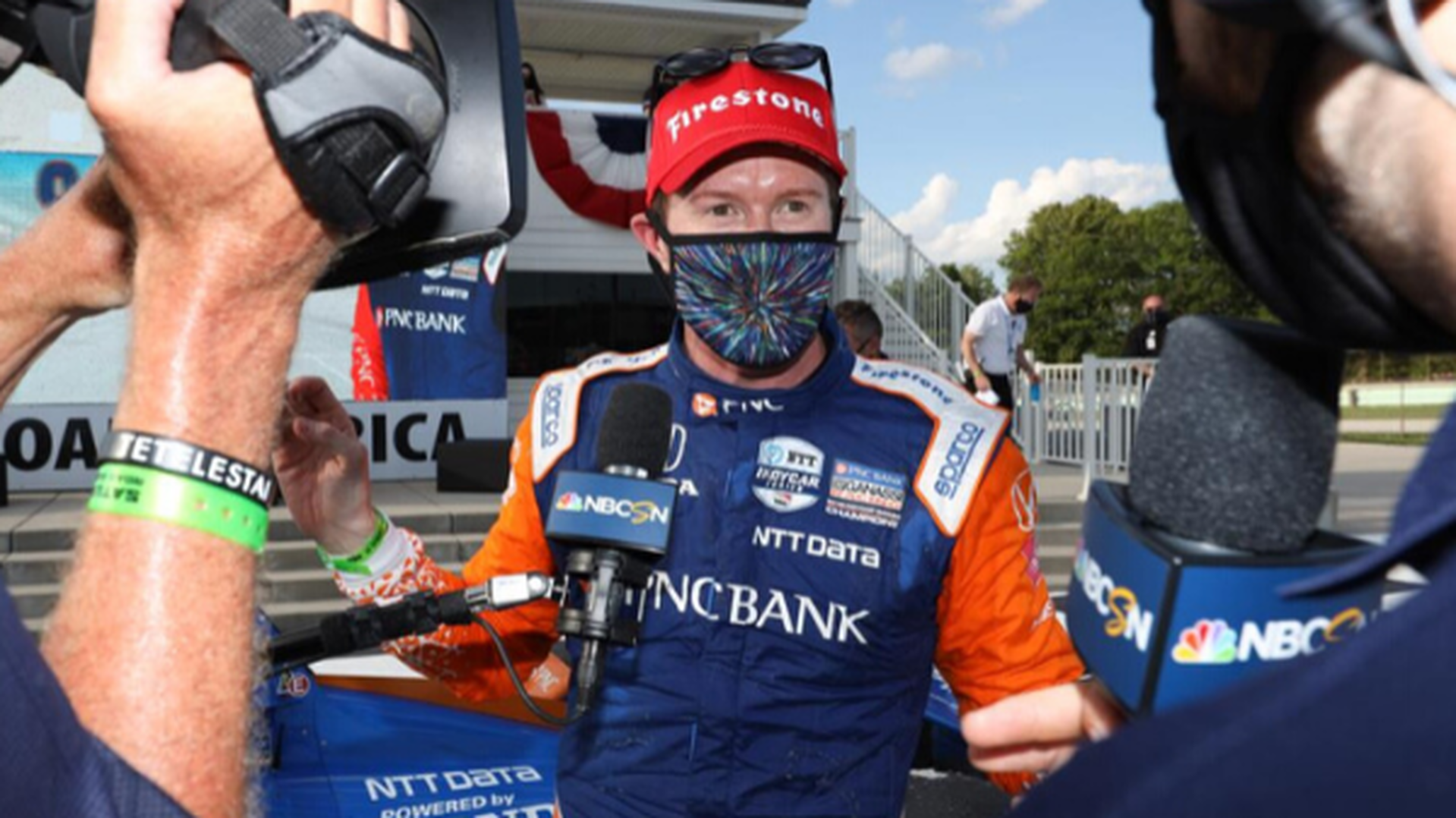 Autofile - News / Dixon’s winning run over