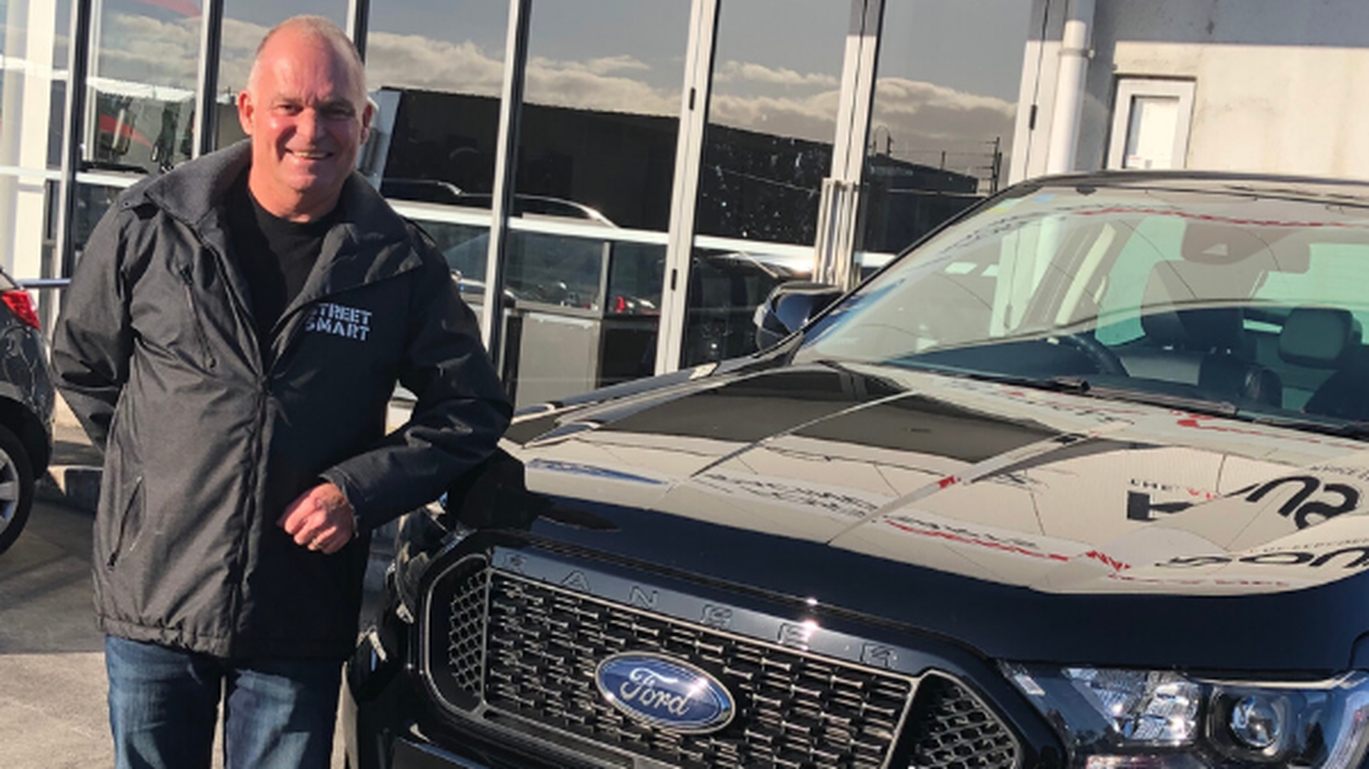 Autofile - News / Ford bolsters young driver training scheme