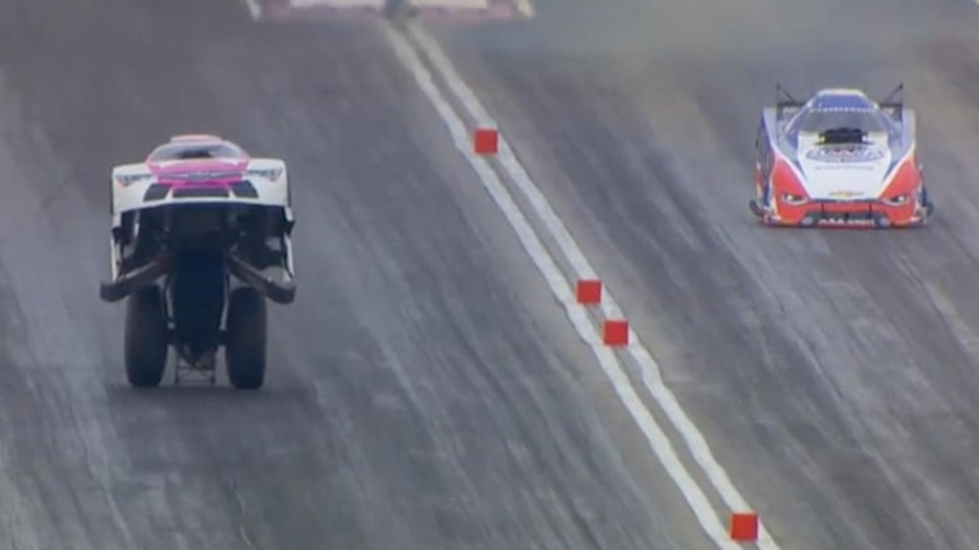Autofile - News / Driver’s wheelie crazy move