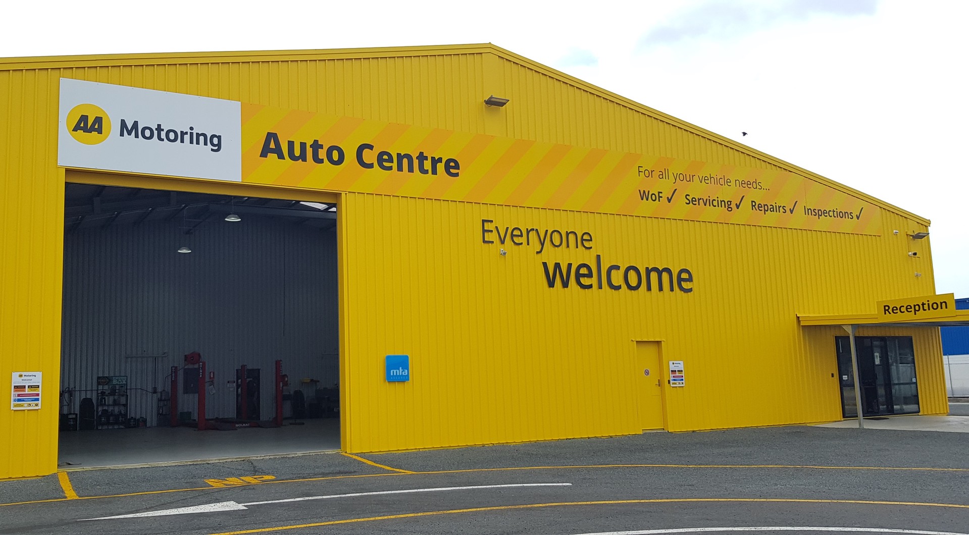 Autofile - News / New auto centre pops up