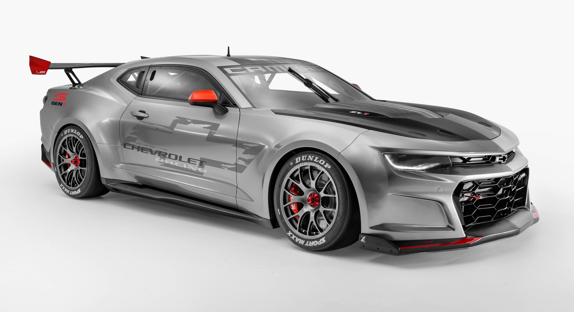 Autofile - News / Reigniting Camaro racing legend