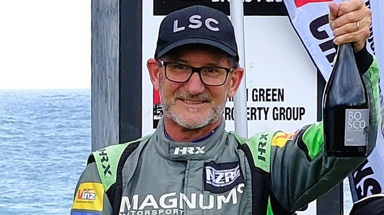 Autofile - News / Autohub recruits rally star