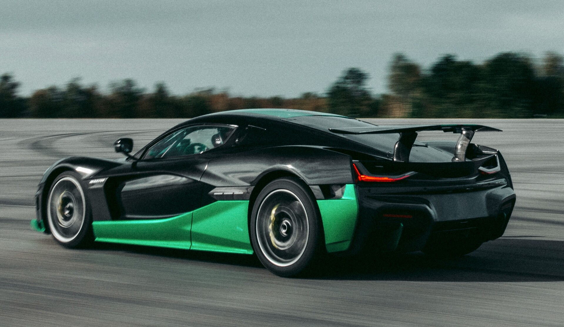 Autofile - News / World speed record – in reverse