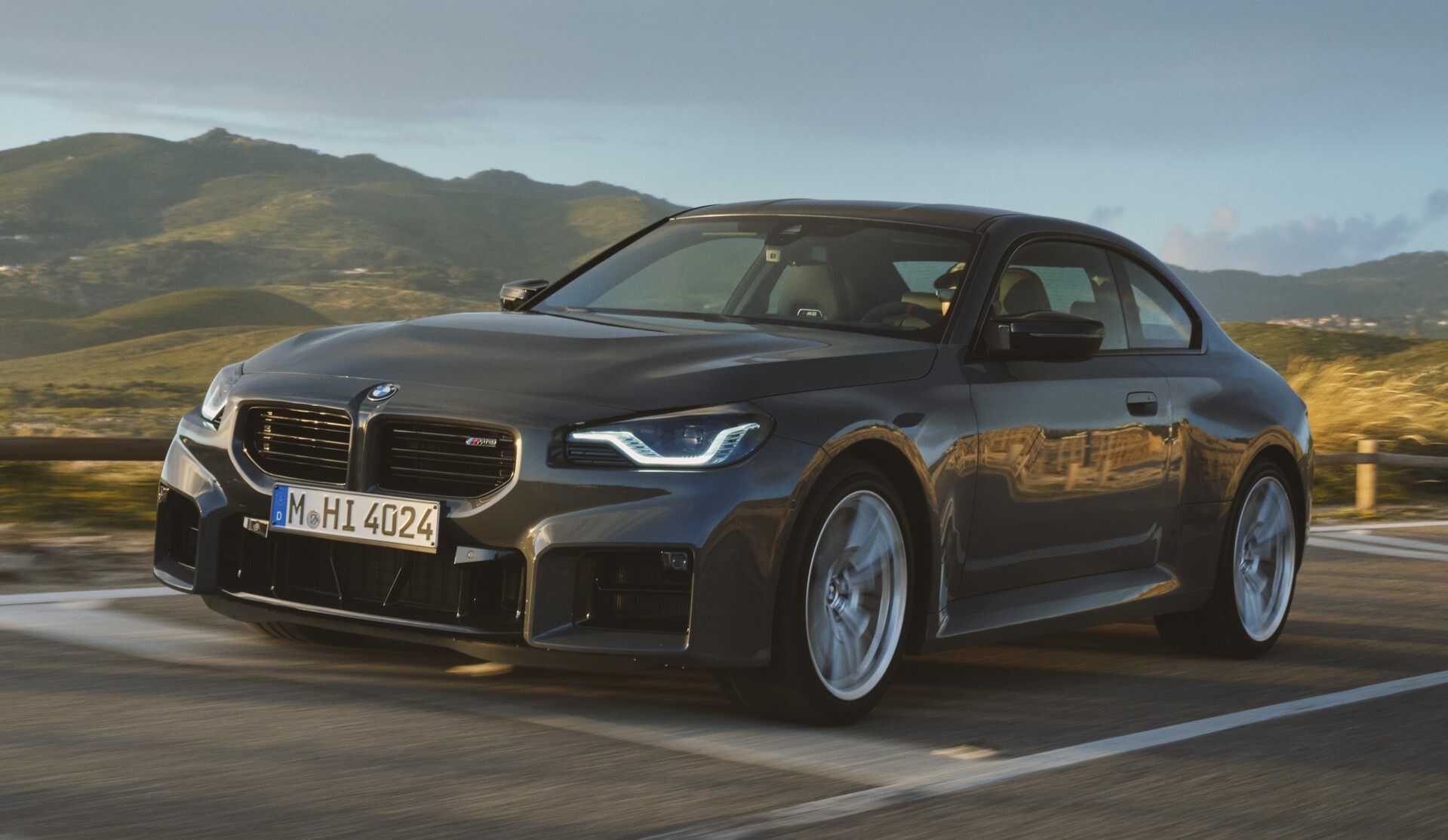 Autofile - News / BMW M2 ups sprint time