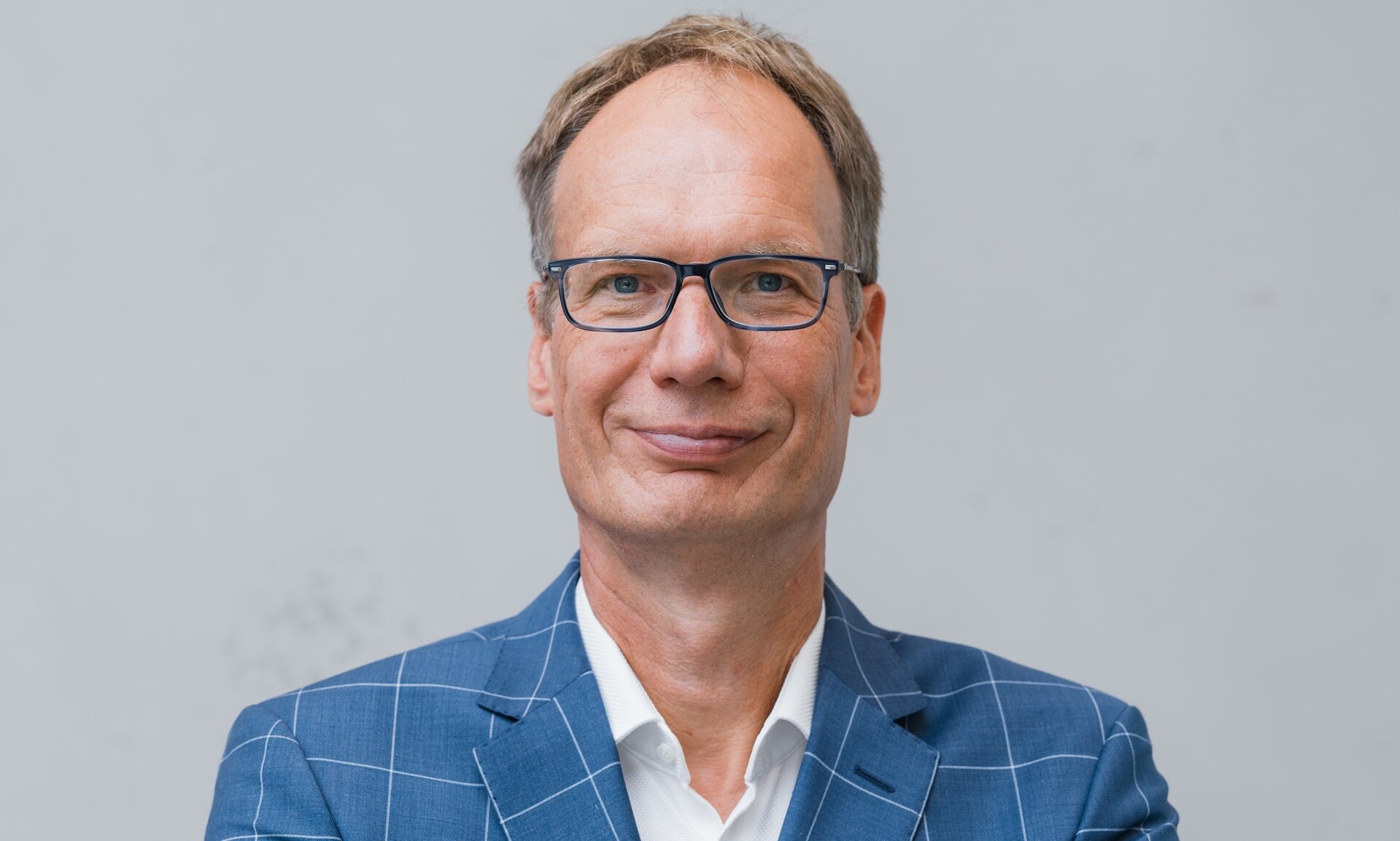 Autofile - News / New chief for EV maker