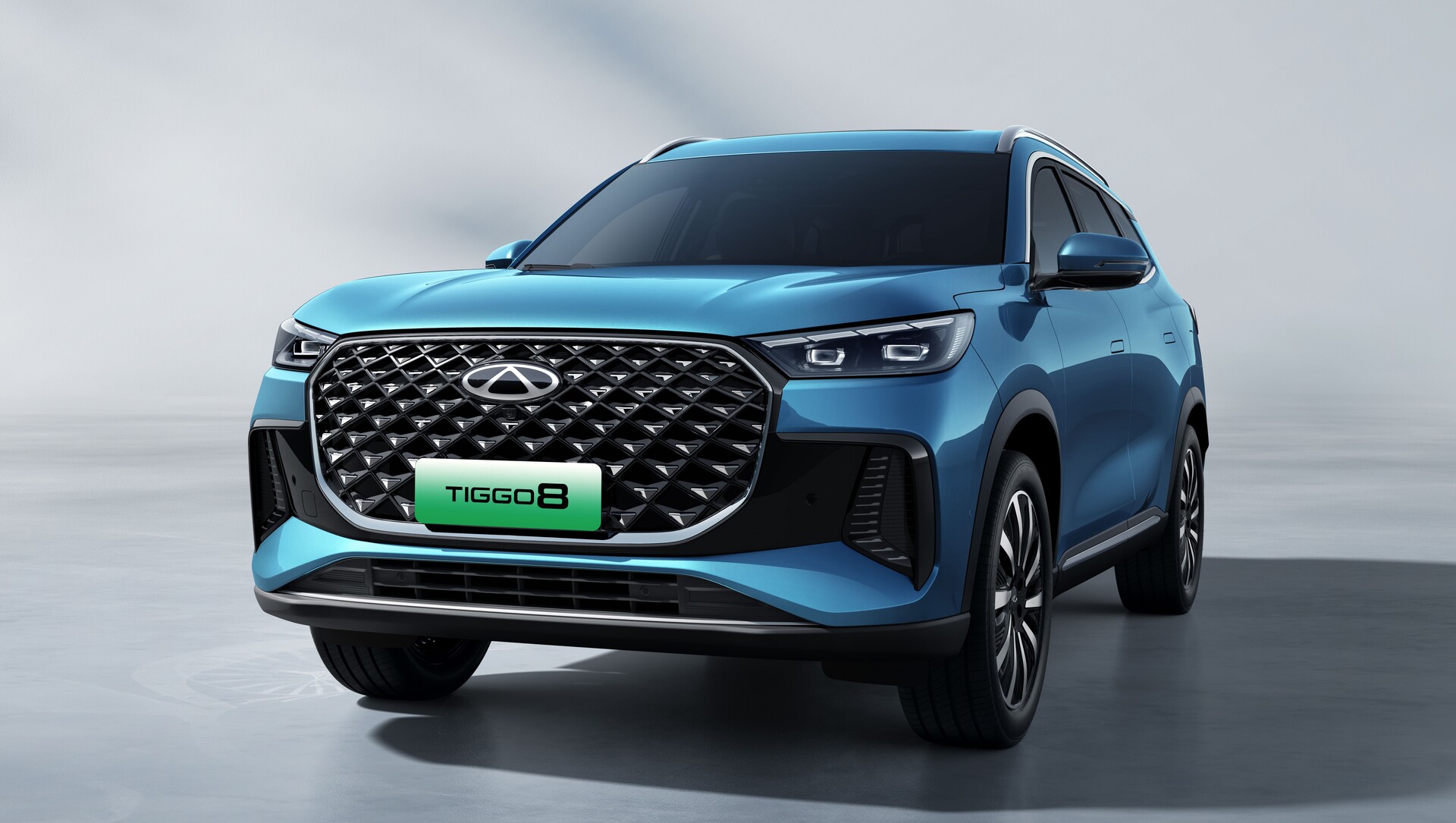 Autofile - News / Super hybrids revealed