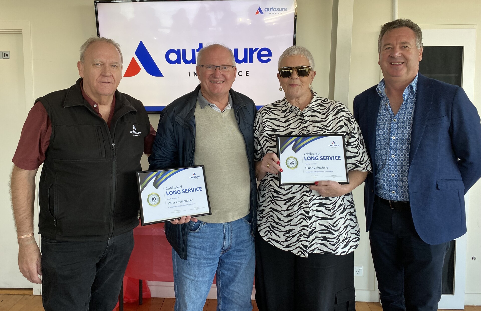 Autofile - News / Autosure celebrates long service
