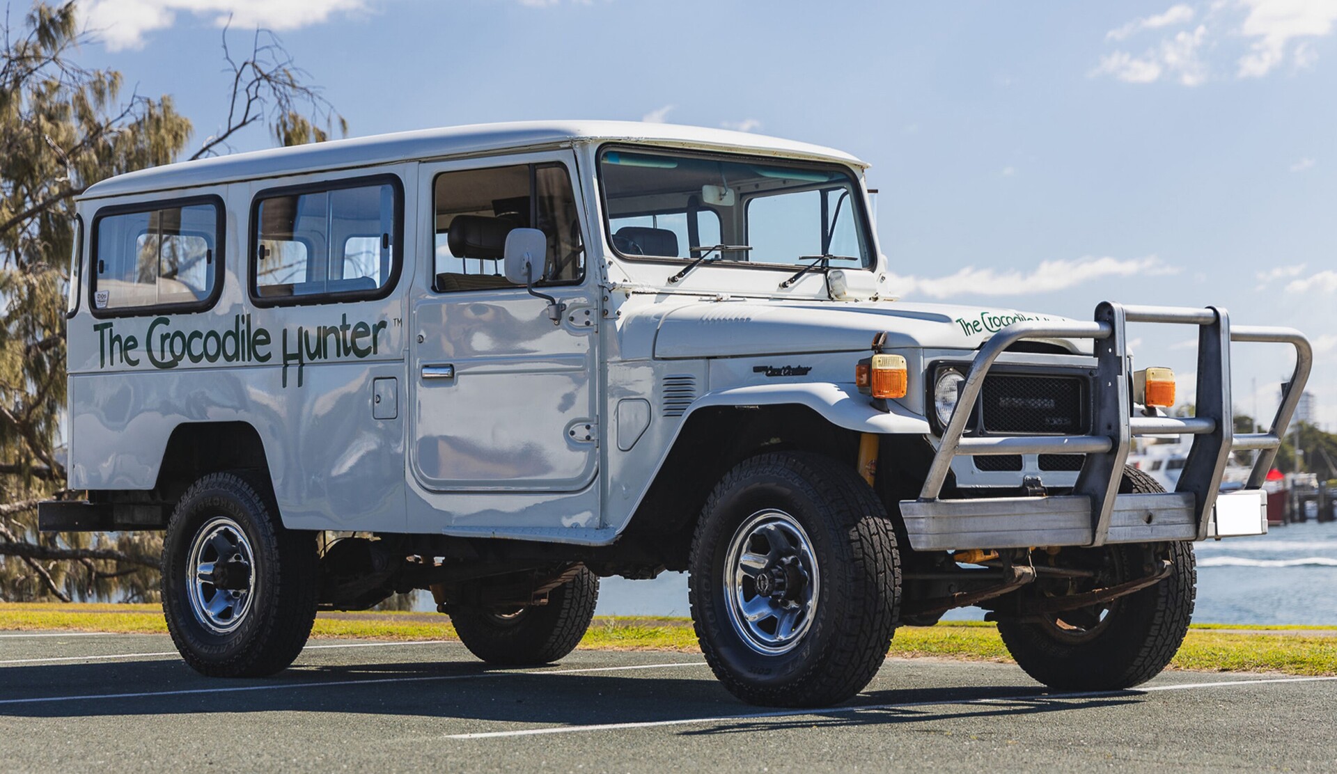 Autofile - News / Crocodile Hunter’s car snapped up