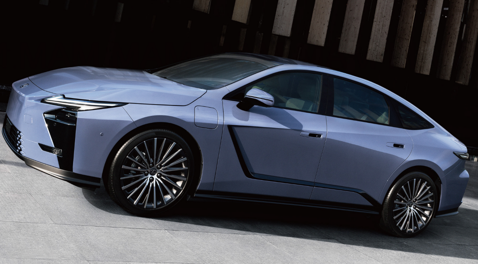 Autofile - News / Lexus hits all-time high